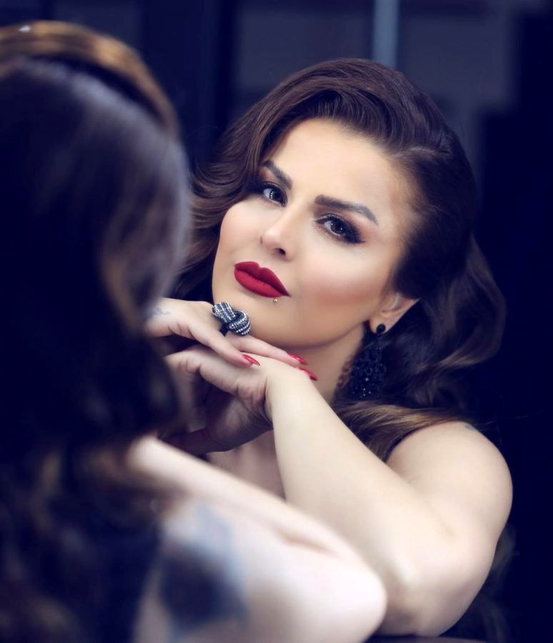 عکس جدید خواننده ایرانی در خارج از کشور!